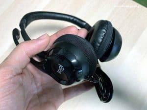 Logitech Headphone Problems: 4 Common Issues (Solved) | TechPenny