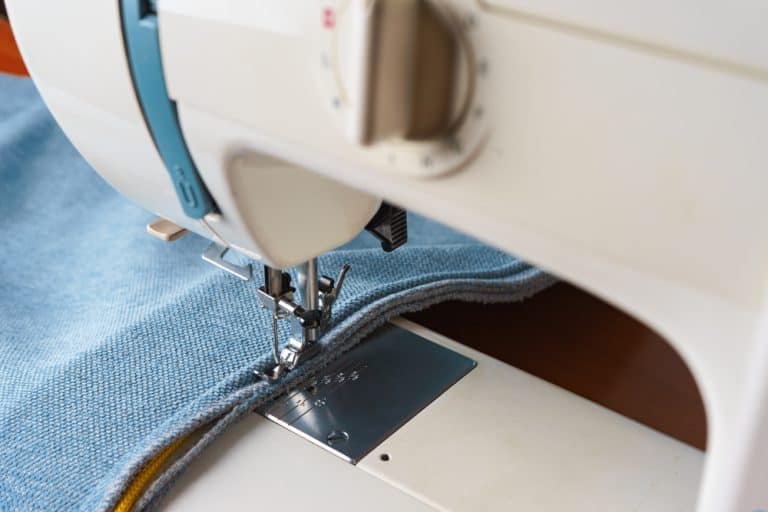 Are Sewing Machine Power Cords Universal? (We Checked) | TechPenny