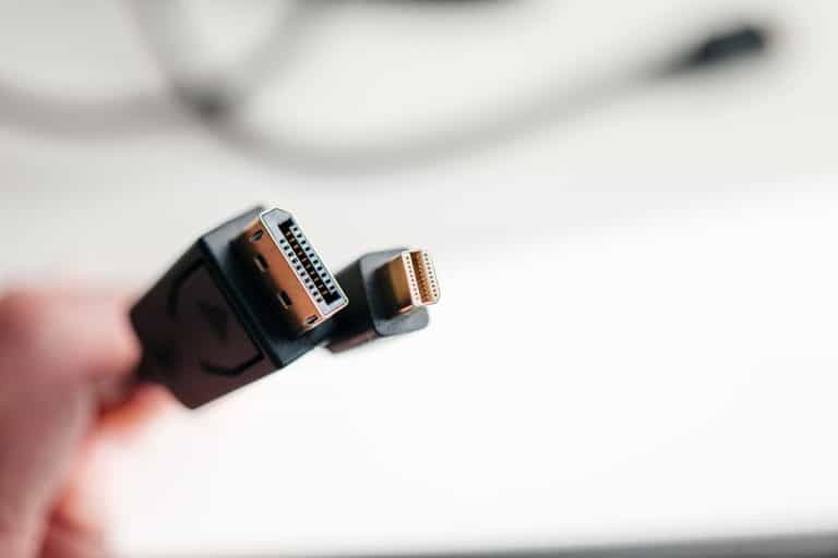 Do HDMI Cables Carry Both Audio & Video? (Explained) | TechPenny